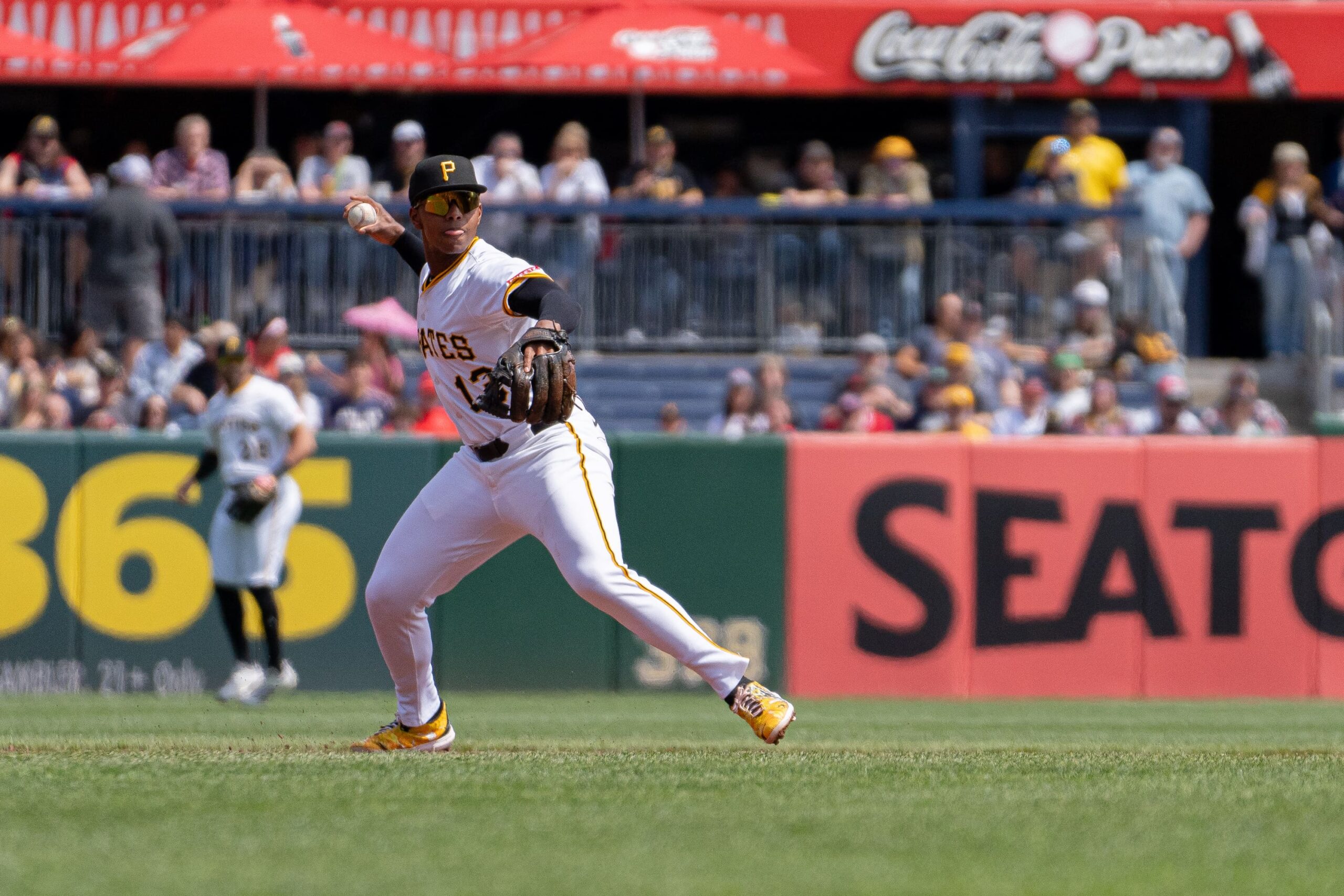 'He's Going to Wow You,' Pirates in Awe of Ke'Bryan Hayes' Latest ...